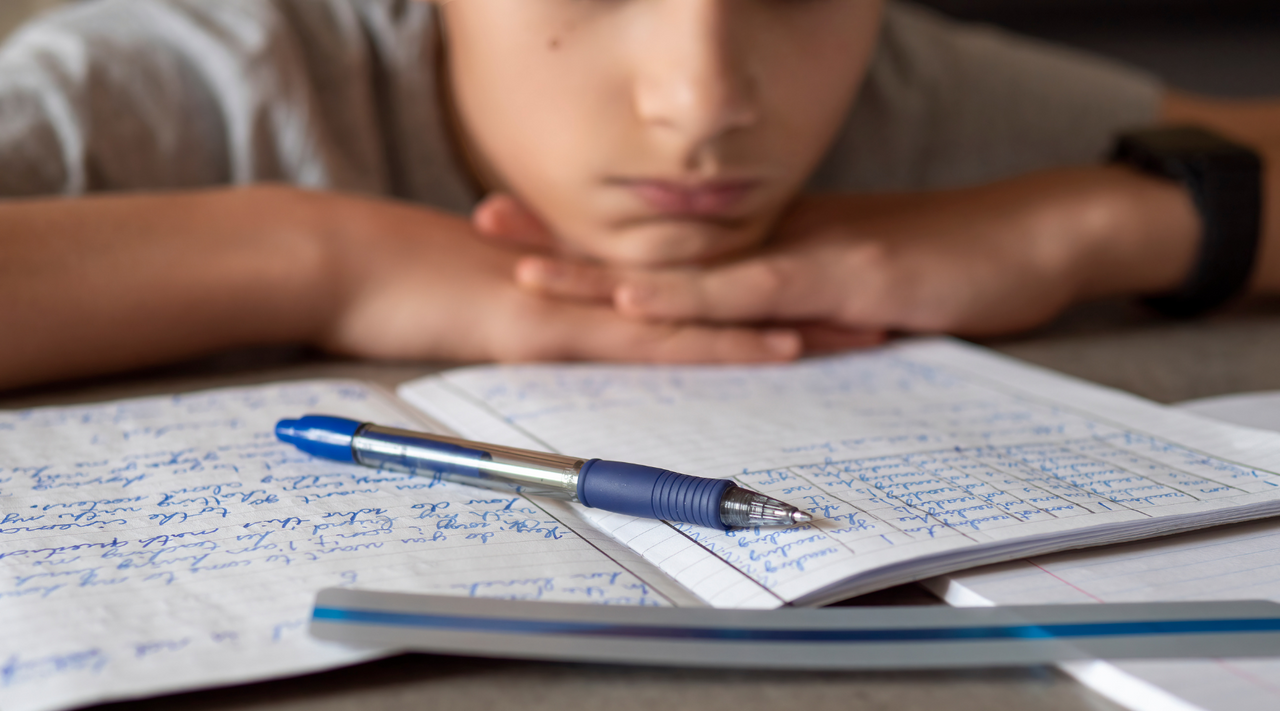 How to Help Children with Dyslexia Overcome Reading Challenges – Aussie ...